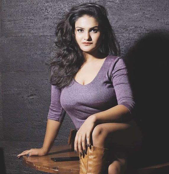 Gayatri Singh Rathour: कैरेक्टर में खो जाना ही एक्टर की असली पहचान